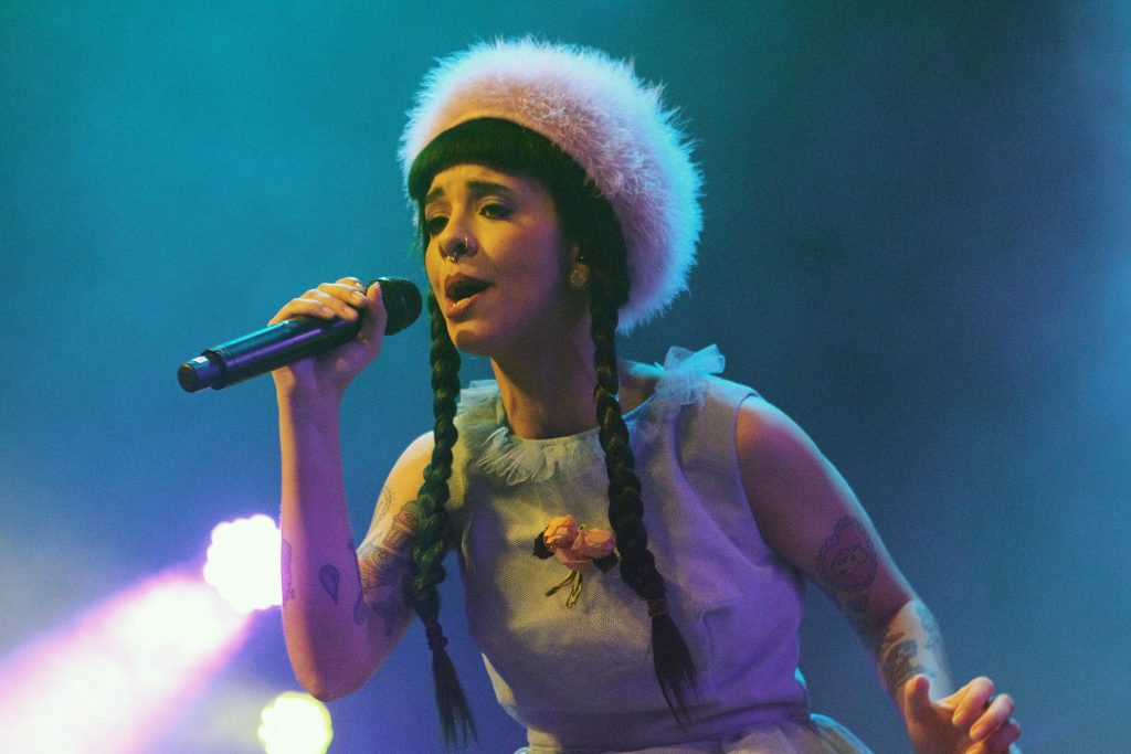 A Guide To Stop Singing Off Key